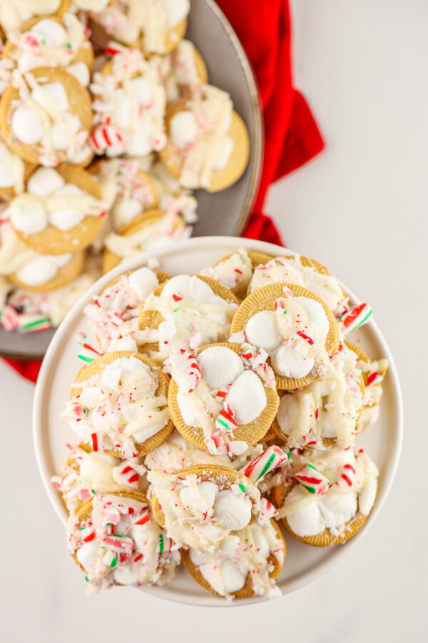 Easy Peppermint Oreos - Shaw Simple Swaps